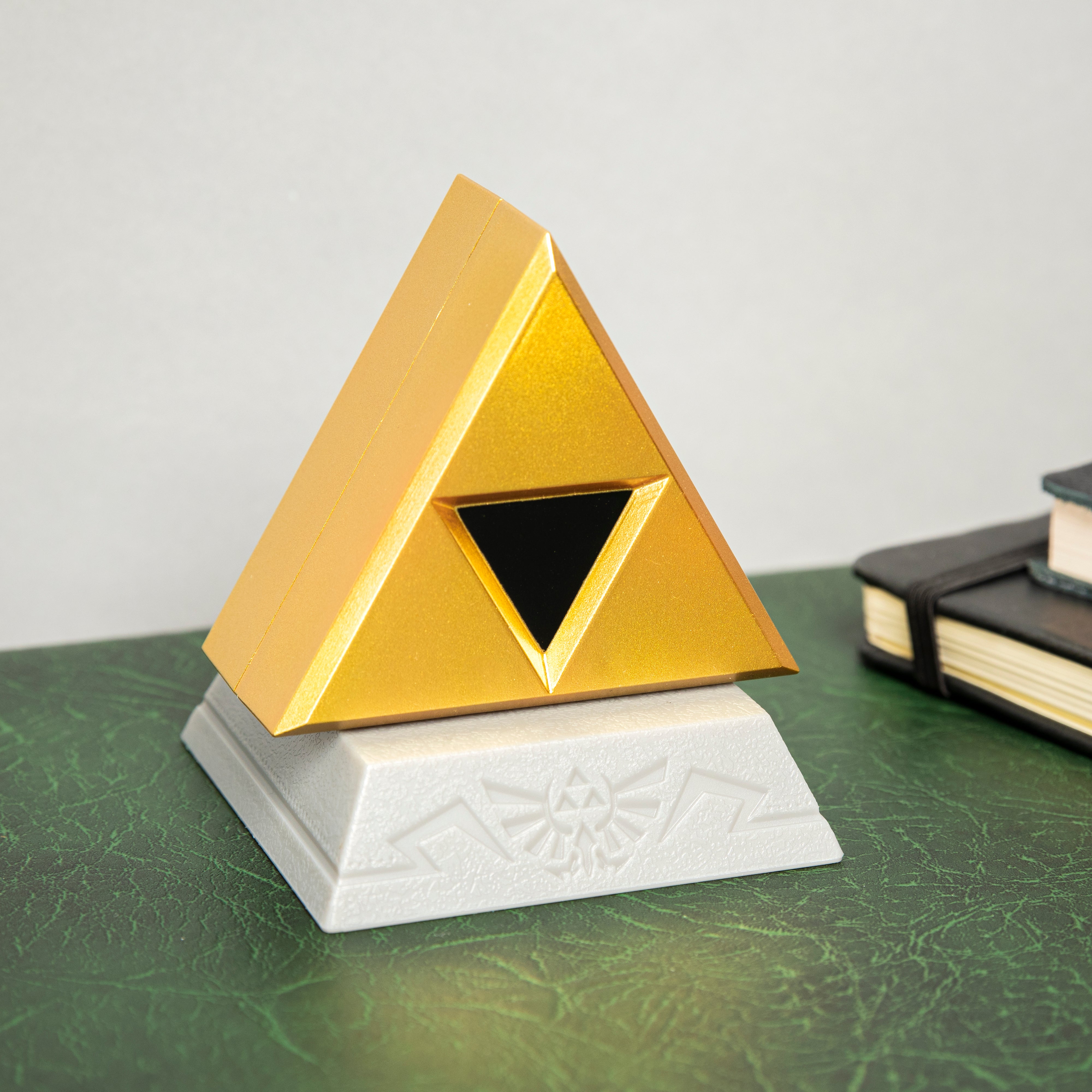 Zelda Triforce Icon Light